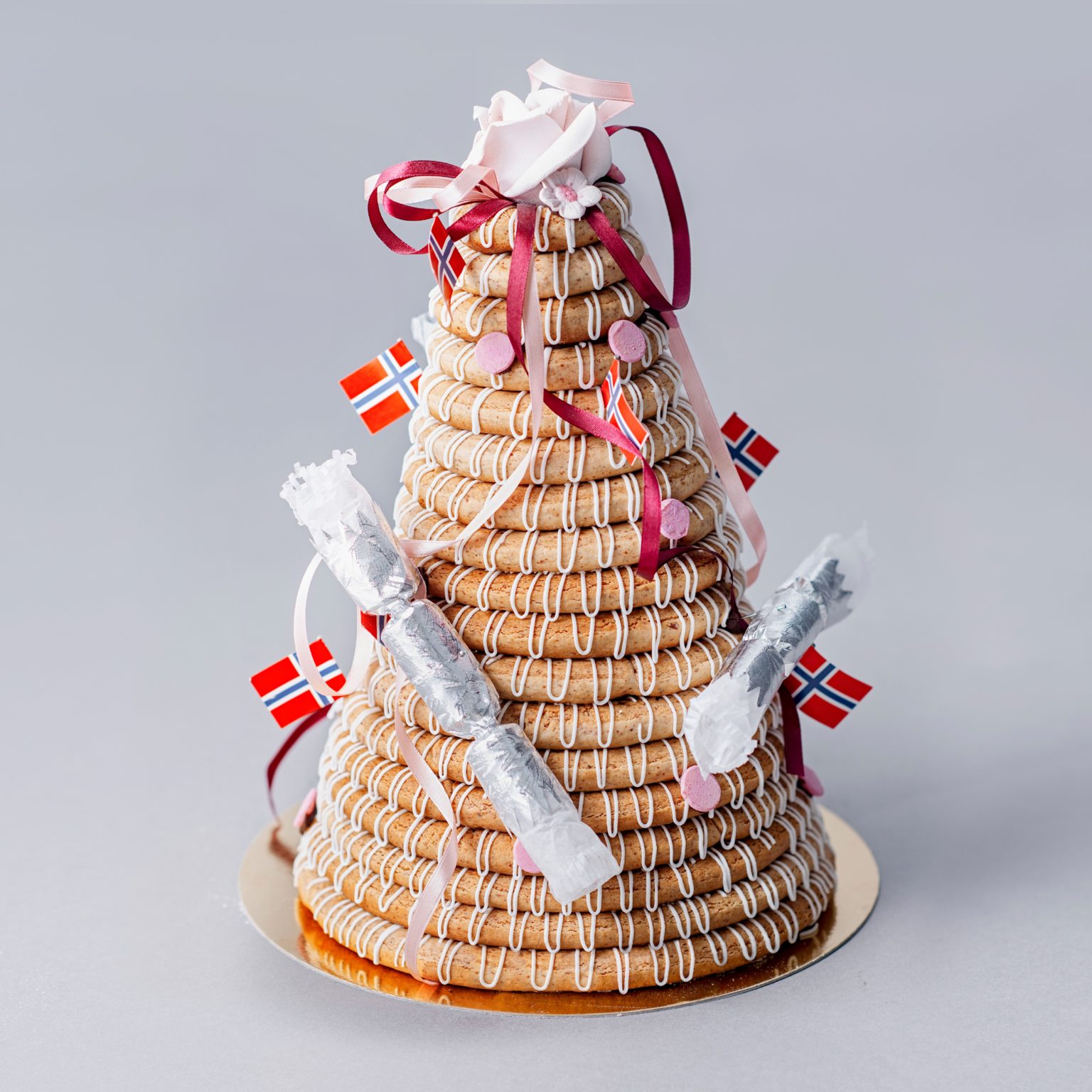 Kake til konfirmasjon - DROMEDAR KAFFEBAR AVD 8 DROMEDARBAKERIET