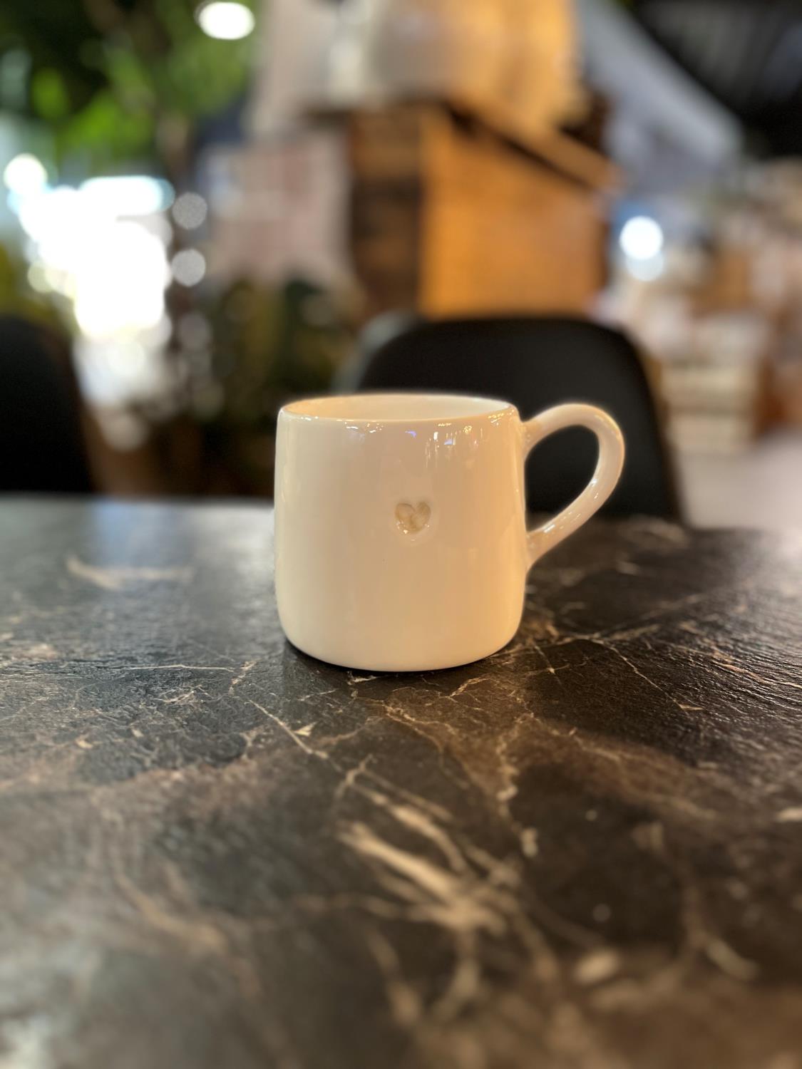 Kjeramikk kopp med oat hjerte - Lykke Interiør & Kaffebar
